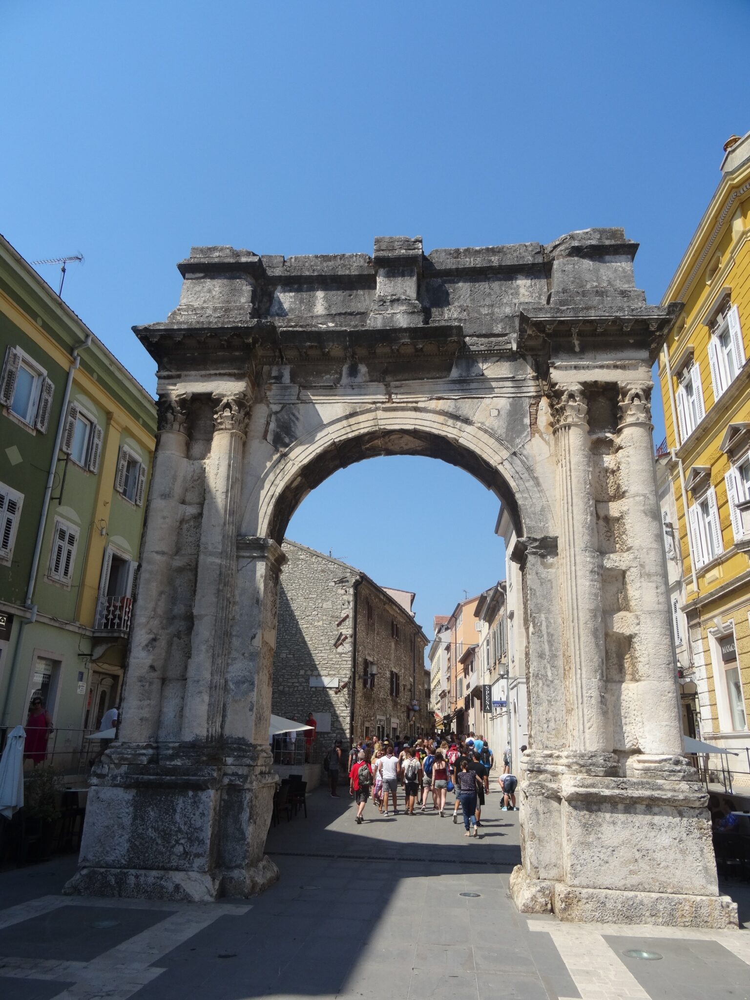 Triumfa arkas tēma Rīgas arhitektūrā @ Harijs Tumans